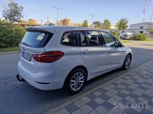 White BMW 218 2015 in Riga, with an engine capacity of 1.50 L and mileage of 0 thousand km for 7390 €, photo 6 on AUTOMOTO.COM.LV