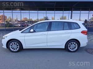 White BMW 218 2015 in Riga, with an engine capacity of 1.50 L and mileage of 0 thousand km for 7390 €, photo 9 on AUTOMOTO.COM.LV