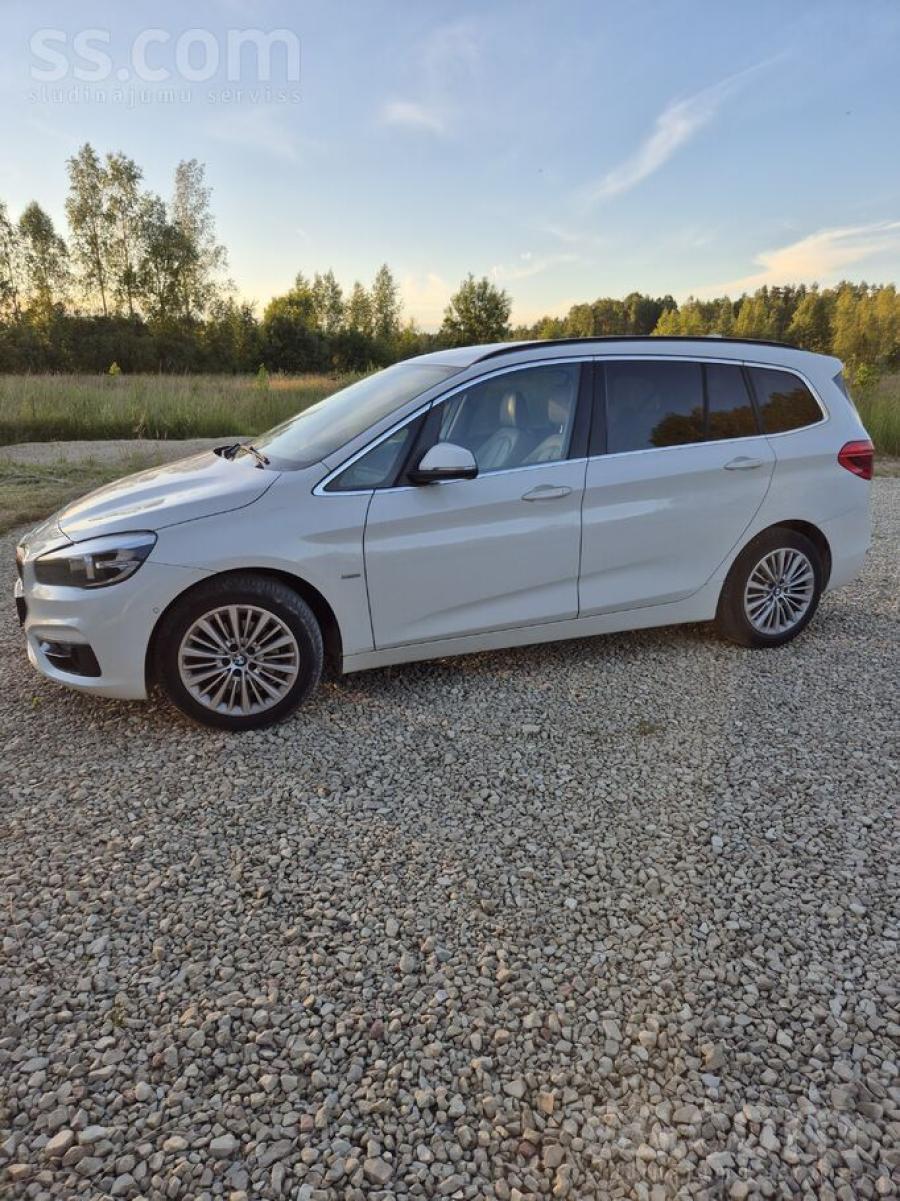 White BMW 218 2016 in Riga, with an engine capacity of 2.00 L and mileage of 312 thousand km for 9900 €, photo 1 on AUTOMOTO.COM.LV