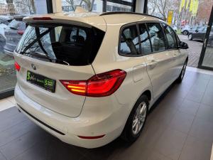 White BMW 218 2019 in Kaunas, with an engine capacity of 1.50 L and mileage of 80 thousand km for 21678 €, photo 6 on AUTOMOTO.COM.LV