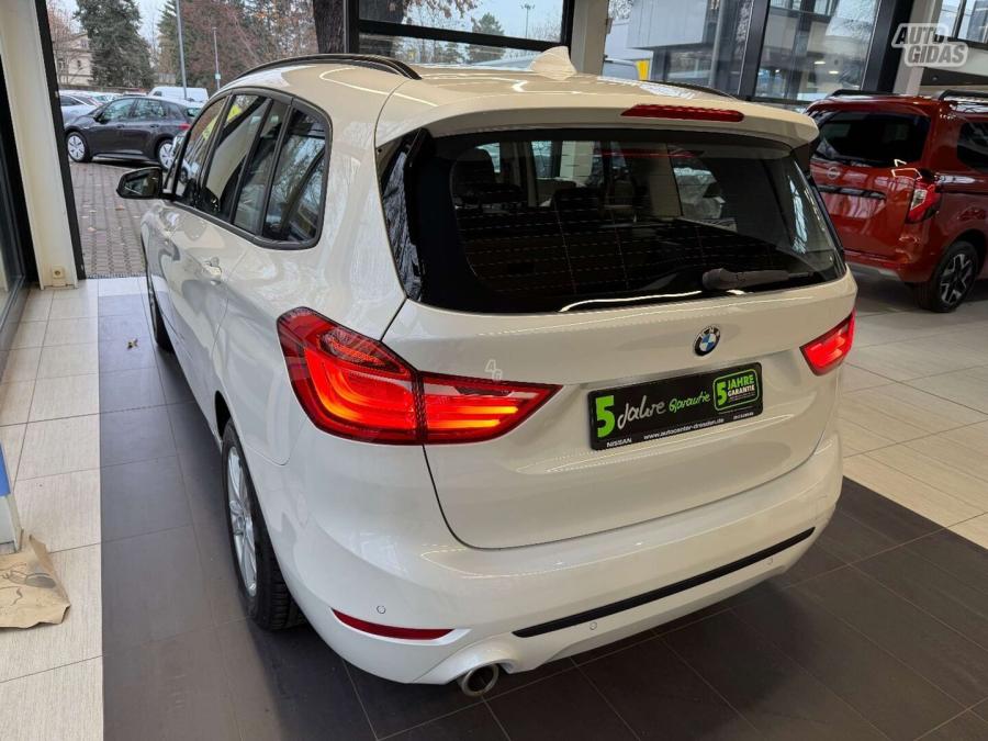 White BMW 218 2019 in Kaunas, with an engine capacity of 1.50 L and mileage of 80 thousand km for 21678 €, photo 8 on AUTOMOTO.COM.LV