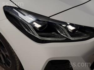 White BMW 218 2022 in Daugavpils, with an engine capacity of 2.00 L and mileage of 24 thousand km for 23500 €, photo 7 on AUTOMOTO.COM.LV