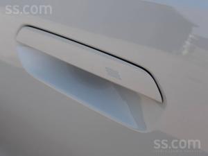 White BMW 218 2022 in Daugavpils, with an engine capacity of 2.00 L and mileage of 24 thousand km for 23500 €, photo 11 on AUTOMOTO.COM.LV