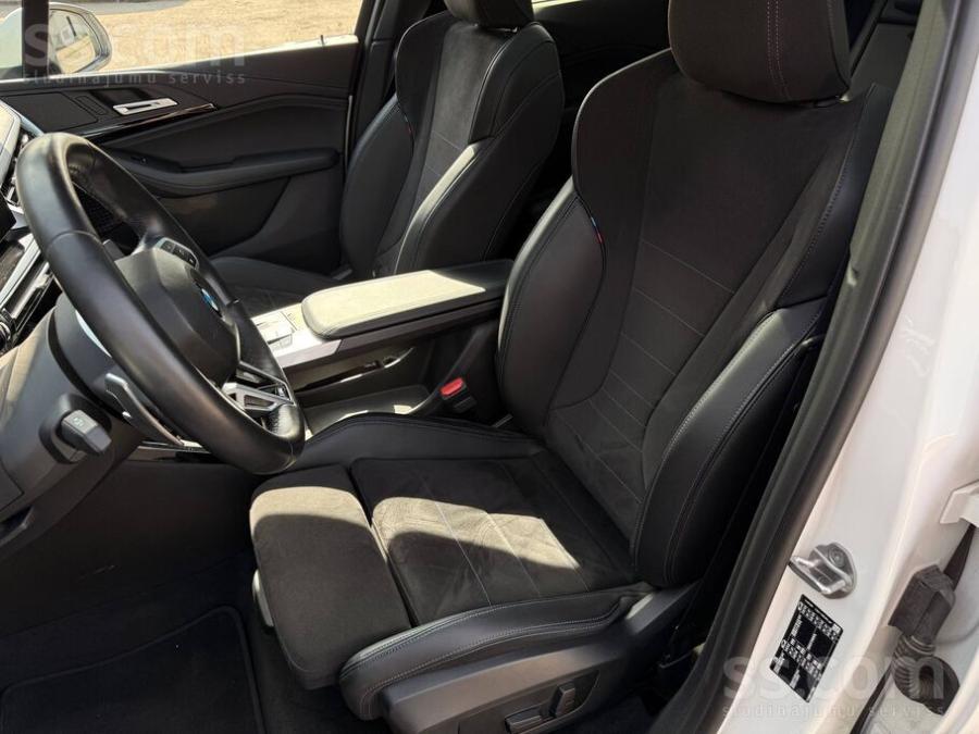 White BMW 218 2022 in Daugavpils, with an engine capacity of 2.00 L and mileage of 24 thousand km for 23500 €, photo 15 on AUTOMOTO.COM.LV