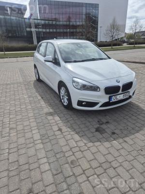Balts BMW 218 2015 Rēzekne, ar dzinēja tilpumu 1.50 L un nobraukumu 236 tūkst. km par 8500 €, foto  vietnē AUTOMOTO.COM.LV