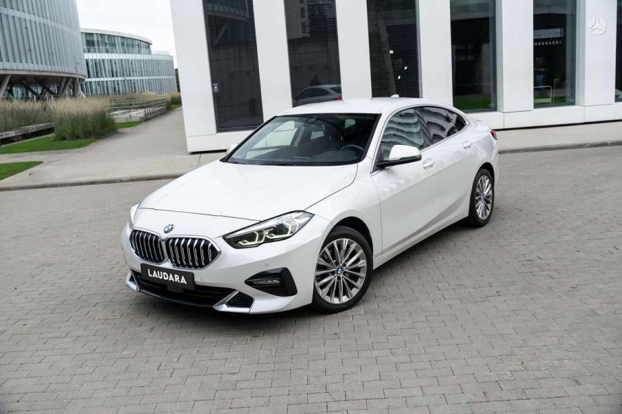 Balts BMW 218 2021 Viļņa, ar dzinēja tilpumu 1.50 L un nobraukumu 54 tūkst. km par 21900 €, foto 1 vietnē AUTOMOTO.COM.LV