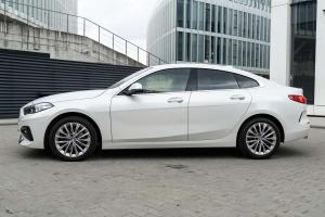Balts BMW 218 2021 Viļņa, ar dzinēja tilpumu 1.50 L un nobraukumu 54 tūkst. km par 21900 €, foto 4 vietnē AUTOMOTO.COM.LV