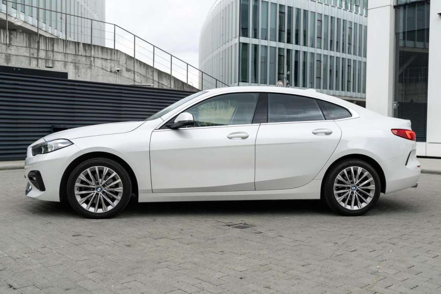 Balts BMW 218 2021 Viļņa, ar dzinēja tilpumu 1.50 L un nobraukumu 54 tūkst. km par 21900 €, foto 4 vietnē AUTOMOTO.COM.LV