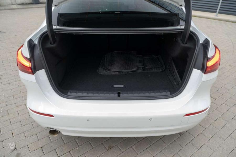 Balts BMW 218 2021 Viļņa, ar dzinēja tilpumu 1.50 L un nobraukumu 54 tūkst. km par 21900 €, foto 17 vietnē AUTOMOTO.COM.LV