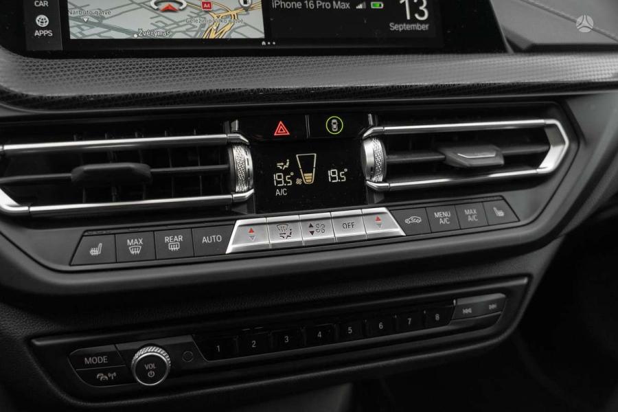 Balts BMW 218 2021 Viļņa, ar dzinēja tilpumu 1.50 L un nobraukumu 54 tūkst. km par 21900 €, foto 27 vietnē AUTOMOTO.COM.LV