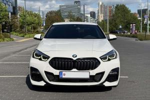 White BMW 218 2022 in Vilnius, with an engine capacity of 1.50 L and mileage of 87 thousand km for 24500 €, photo 7 on AUTOMOTO.COM.LV