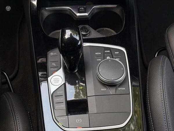 Balts BMW 218 2022 Viļņa, ar dzinēja tilpumu 1.50 L un nobraukumu 87 tūkst. km par 24500 €, foto 9 vietnē AUTOMOTO.COM.LV