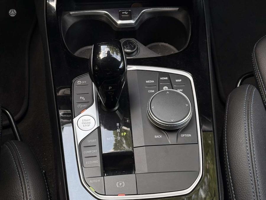 White BMW 218 2022 in Vilnius, with an engine capacity of 1.50 L and mileage of 87 thousand km for 24500 €, photo 10 on AUTOMOTO.COM.LV