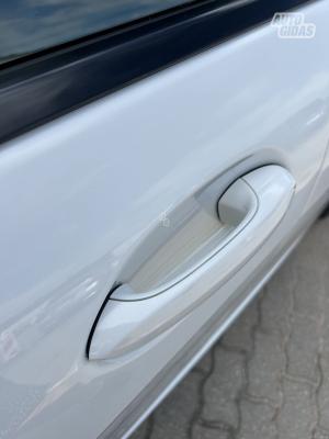 White BMW 218 2023 in Vilnius, with an engine capacity of 1.50 L and mileage of 35 thousand km for 23999 €, photo 15 on AUTOMOTO.COM.LV