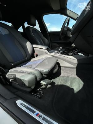 White BMW 218 2023 in Vilnius, with an engine capacity of 1.50 L and mileage of 35 thousand km for 23999 €, photo 30 on AUTOMOTO.COM.LV