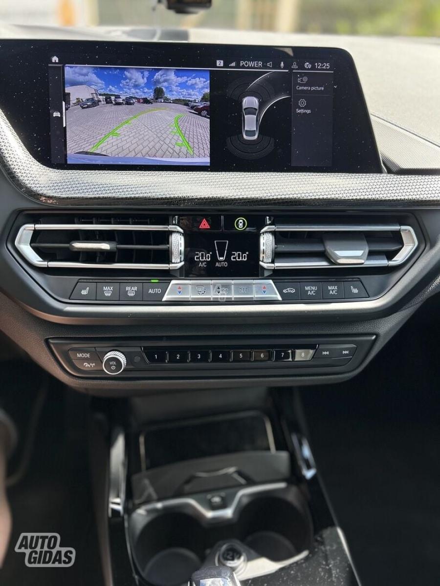 Balts BMW 218 2023 Viļņa, ar dzinēja tilpumu 1.50 L un nobraukumu 35 tūkst. km par 23999 €, foto 23 vietnē AUTOMOTO.COM.LV