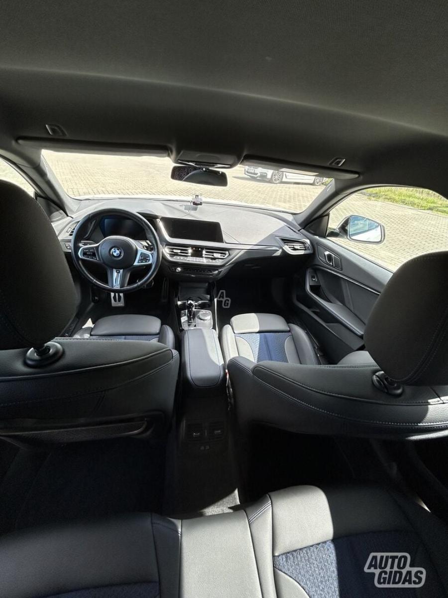 Balts BMW 218 2023 Viļņa, ar dzinēja tilpumu 1.50 L un nobraukumu 35 tūkst. km par 23999 €, foto 26 vietnē AUTOMOTO.COM.LV