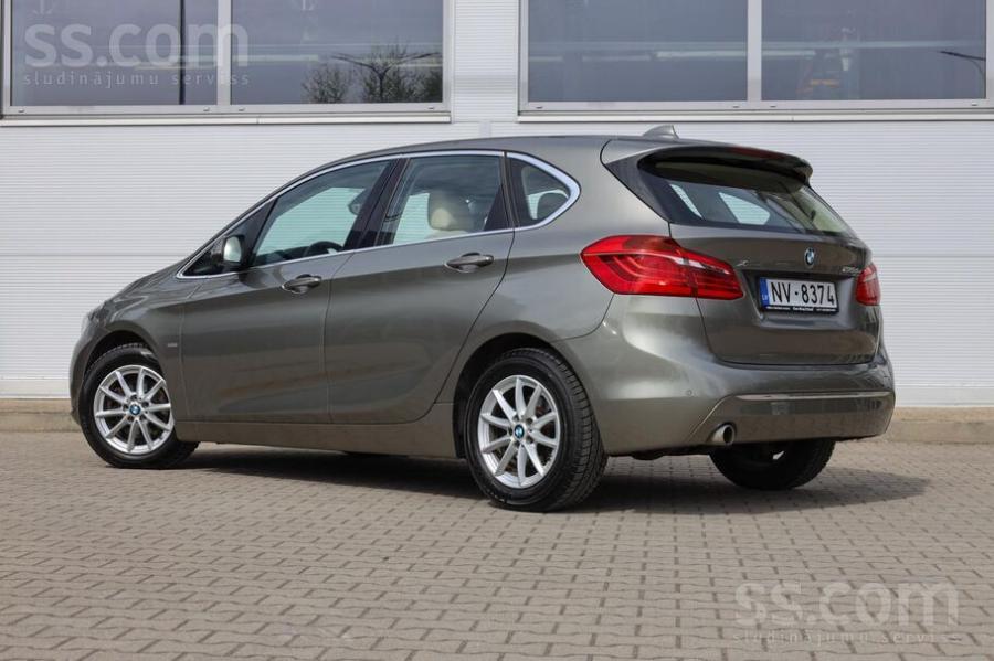 Yellow BMW 218 2016 in Riga, with an engine capacity of 2.00 L and mileage of 0 thousand km for 7495 €, photo 7 on AUTOMOTO.COM.LV
