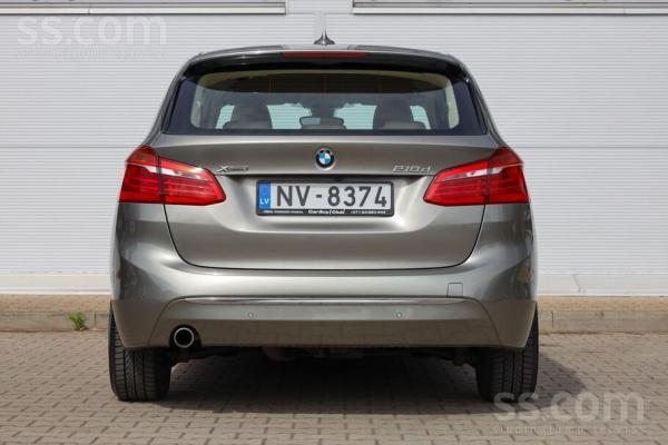 Yellow BMW 218 2016 in Riga, with an engine capacity of 2.00 L and mileage of 0 thousand km for 7495 €, photo 7 on AUTOMOTO.COM.LV