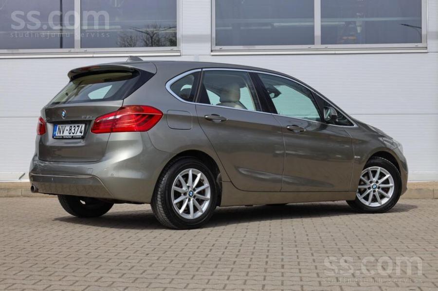 Yellow BMW 218 2016 in Riga, with an engine capacity of 2.00 L and mileage of 0 thousand km for 7495 €, photo 10 on AUTOMOTO.COM.LV