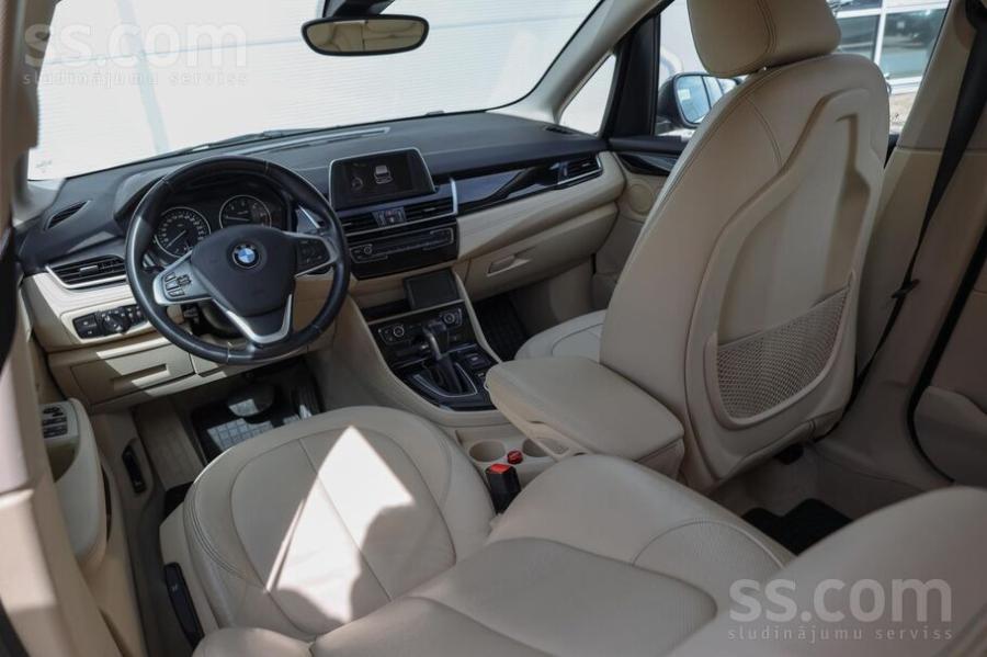 Yellow BMW 218 2016 in Riga, with an engine capacity of 2.00 L and mileage of 0 thousand km for 7495 €, photo 14 on AUTOMOTO.COM.LV