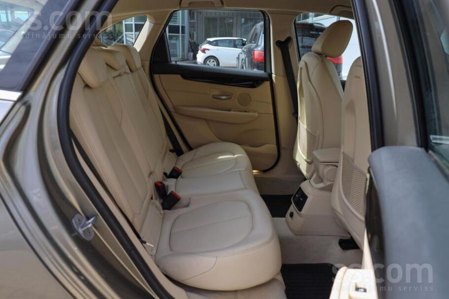 Yellow BMW 218 2016 in Riga, with an engine capacity of 2.00 L and mileage of 0 thousand km for 7495 €, photo 17 on AUTOMOTO.COM.LV