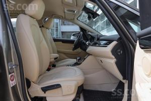 Yellow BMW 218 2016 in Riga, with an engine capacity of 2.00 L and mileage of 0 thousand km for 7495 €, photo 18 on AUTOMOTO.COM.LV
