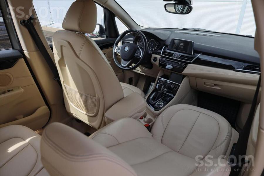 Yellow BMW 218 2016 in Riga, with an engine capacity of 2.00 L and mileage of 0 thousand km for 7495 €, photo 19 on AUTOMOTO.COM.LV