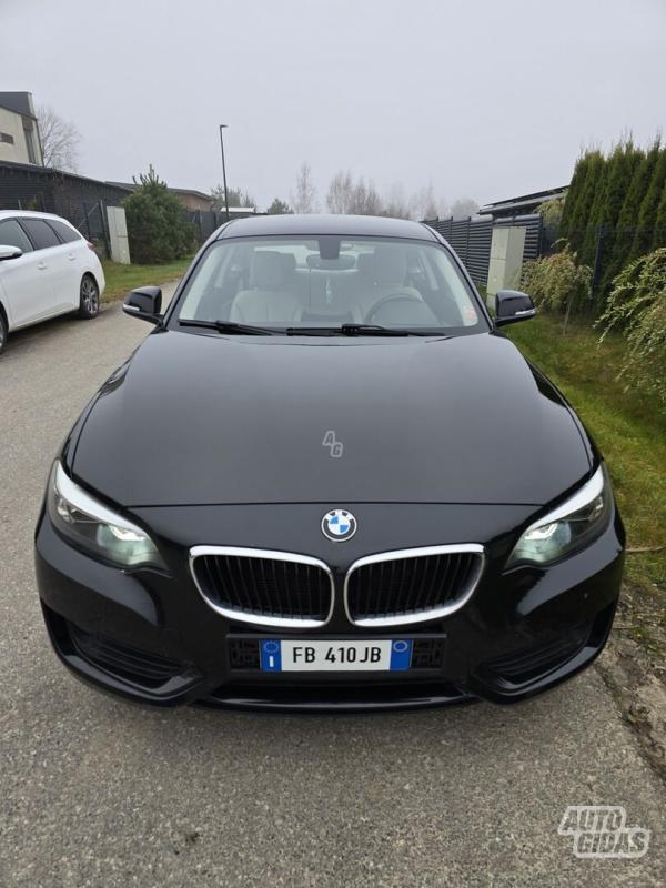 Black BMW 220 2015 in Vilnius, with an engine capacity of 2.00 L and mileage of 200 thousand km for 11499 €, photo 2 on AUTOMOTO.COM.LV