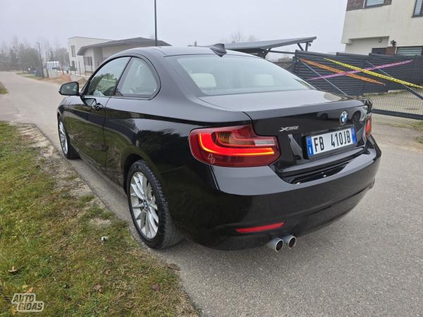 Black BMW 220 2015 in Vilnius, with an engine capacity of 2.00 L and mileage of 200 thousand km for 11499 €, photo 7 on AUTOMOTO.COM.LV