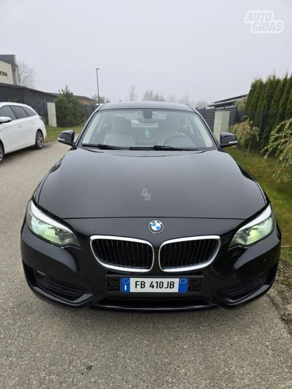 Black BMW 220 2015 in Vilnius, with an engine capacity of 2.00 L and mileage of 200 thousand km for 11499 €, photo 10 on AUTOMOTO.COM.LV