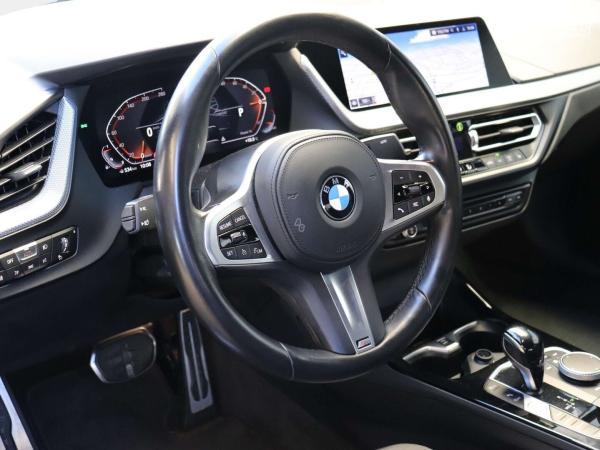 Black BMW 220 2022 in Kaunas, with an engine capacity of 2.00 L and mileage of 42 thousand km for 31019 €, photo 9 on AUTOMOTO.COM.LV