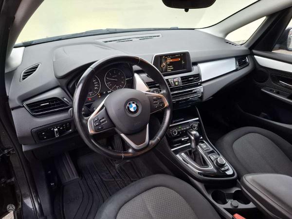 Melns BMW 220 2015 Viļņa, ar dzinēja tilpumu 2.00 L un nobraukumu 270 tūkst. km par 7600 €, foto 10 vietnē AUTOMOTO.COM.LV