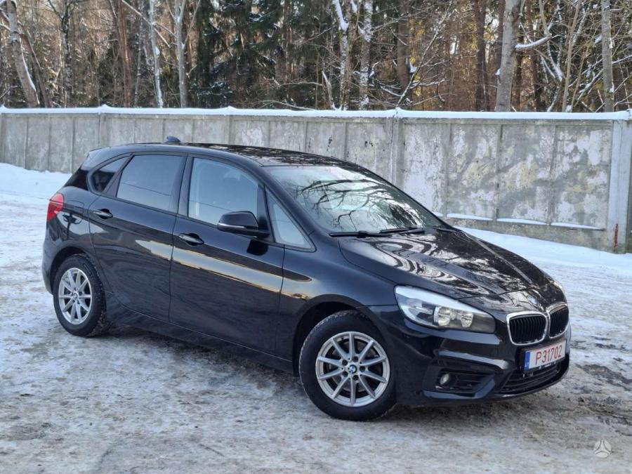 Melns BMW 220 2015 Viļņa, ar dzinēja tilpumu 2.00 L un nobraukumu 27 tūkst. km par 7300 €, foto 1 vietnē AUTOMOTO.COM.LV