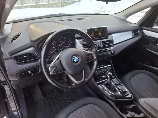 Melns BMW 220 2015 Viļņa, ar dzinēja tilpumu 2.00 L un nobraukumu 27 tūkst. km par 7300 €, foto 9 vietnē AUTOMOTO.COM.LV
