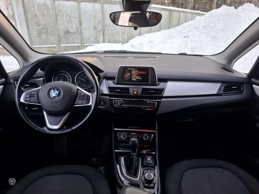 Melns BMW 220 2015 Viļņa, ar dzinēja tilpumu 2.00 L un nobraukumu 27 tūkst. km par 7300 €, foto 10 vietnē AUTOMOTO.COM.LV