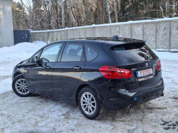 Black BMW 220 2015 in Vilnius, with an engine capacity of 2.00 L and mileage of 270 thousand km for 7400 €, photo 6 on AUTOMOTO.COM.LV