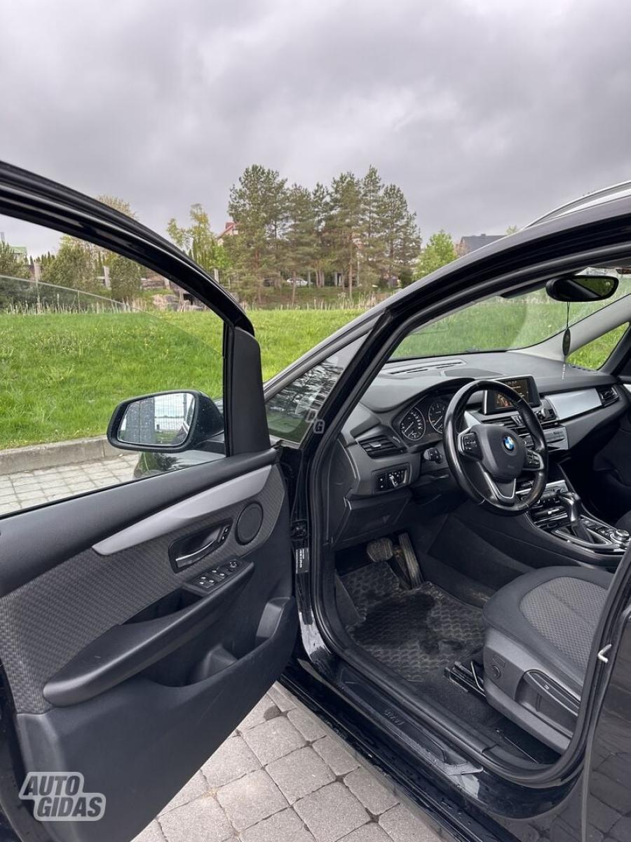 Black BMW 220 2015 in Telschi, with an engine capacity of 2.00 L and mileage of 322 thousand km for 9200 €, photo 11 on AUTOMOTO.COM.LV
