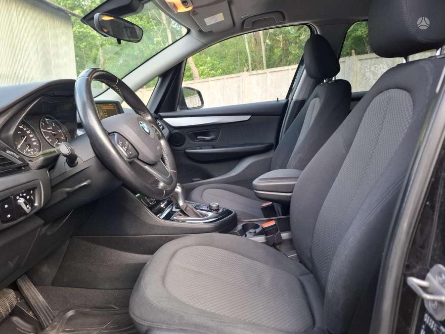 Melns BMW 220 2015 Viļņa, ar dzinēja tilpumu 2.00 L un nobraukumu 270 tūkst. km par 6200 €, foto 20 vietnē AUTOMOTO.COM.LV