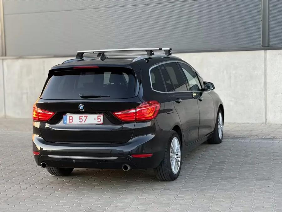 Black BMW 220 2015 in Riga, with an engine capacity of 2.00 L and mileage of 187 thousand km for 4500 €, photo 5 on AUTOMOTO.COM.LV