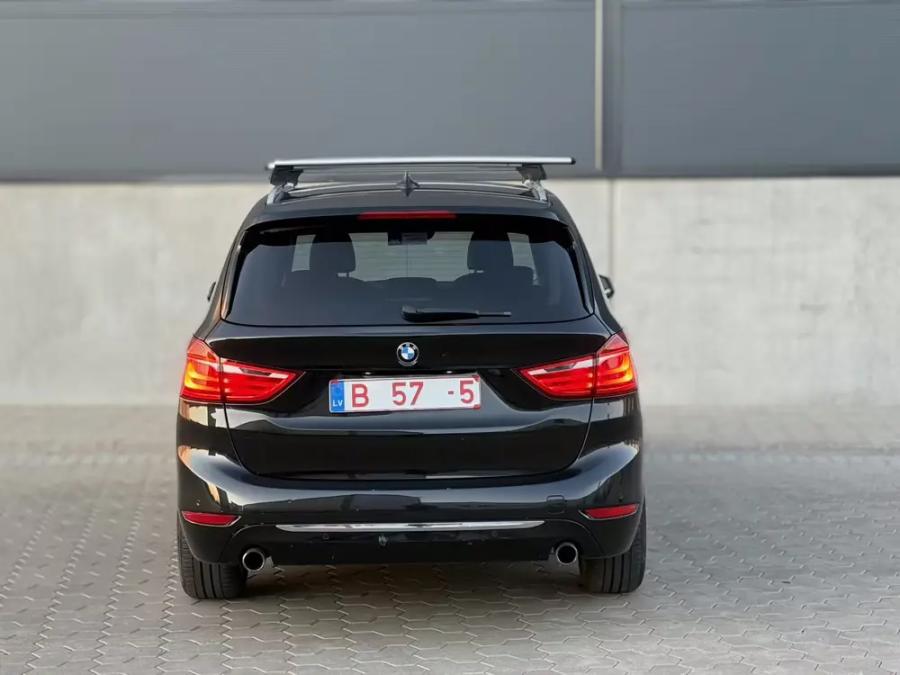 Black BMW 220 2015 in Riga, with an engine capacity of 2.00 L and mileage of 187 thousand km for 4500 €, photo 6 on AUTOMOTO.COM.LV