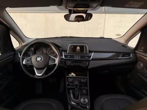 Black BMW 220 2015 in Riga, with an engine capacity of 2.00 L and mileage of 187 thousand km for 4500 €, photo 8 on AUTOMOTO.COM.LV