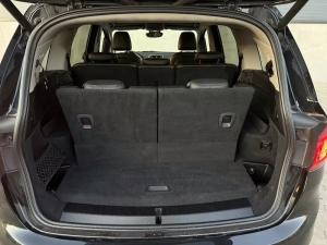 Black BMW 220 2015 in Riga, with an engine capacity of 2.00 L and mileage of 187 thousand km for 4500 €, photo 12 on AUTOMOTO.COM.LV