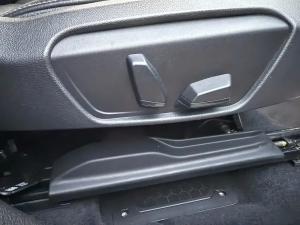 Black BMW 220 2015 in Riga, with an engine capacity of 2.00 L and mileage of 187 thousand km for 4500 €, photo 19 on AUTOMOTO.COM.LV