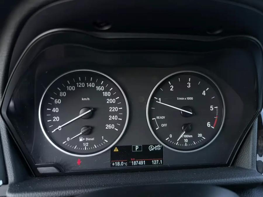 Black BMW 220 2015 in Riga, with an engine capacity of 2.00 L and mileage of 187 thousand km for 4500 €, photo 24 on AUTOMOTO.COM.LV