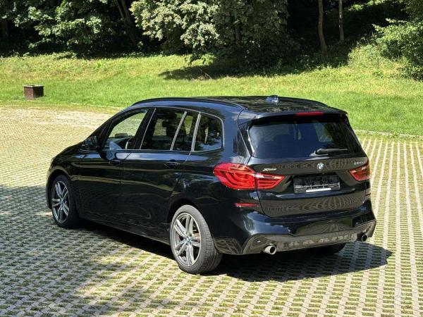 Melns BMW 220 2015 Viļņa, ar dzinēja tilpumu 2.00 L un nobraukumu 290 tūkst. km par 9850 €, foto 3 vietnē AUTOMOTO.COM.LV