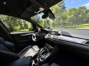 Black BMW 220 2015 in Vilnius, with an engine capacity of 2.00 L and mileage of 290 thousand km for 9850 €, photo 18 on AUTOMOTO.COM.LV