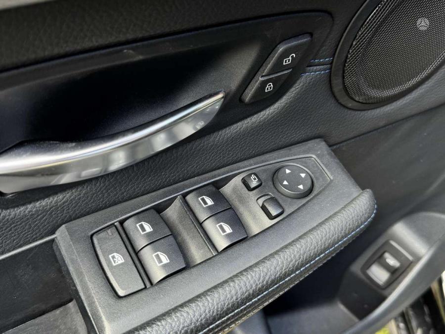 Black BMW 220 2015 in Vilnius, with an engine capacity of 2.00 L and mileage of 290 thousand km for 9850 €, photo 21 on AUTOMOTO.COM.LV