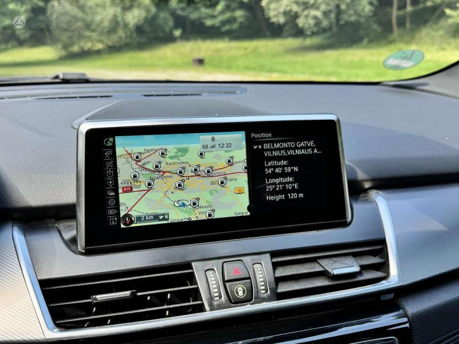 Black BMW 220 2015 in Vilnius, with an engine capacity of 2.00 L and mileage of 290 thousand km for 9850 €, photo 27 on AUTOMOTO.COM.LV