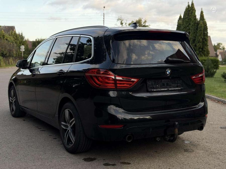 Black BMW 220 2015 in Rokiskis, with an engine capacity of 2.00 L and mileage of 219 thousand km for 8650 €, photo 6 on AUTOMOTO.COM.LV